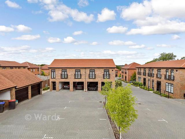 2 bedroom coach house for sale