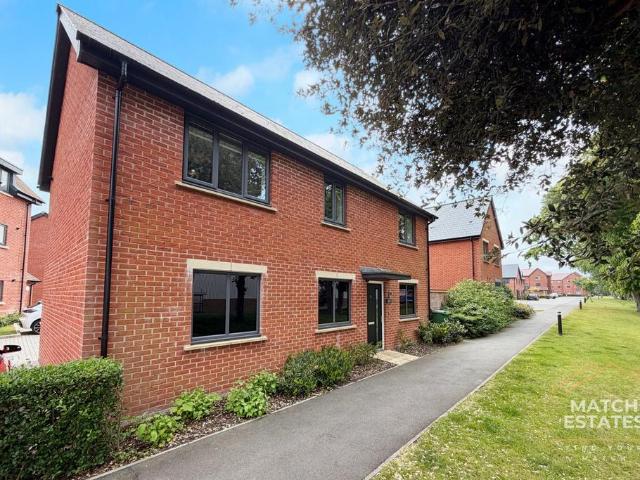 2 bedroom coach house for sale