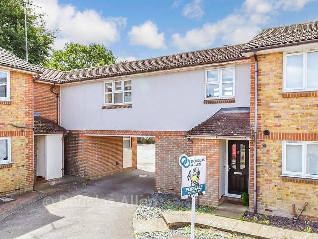 2 bedroom coach house for sale