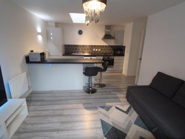 2 bedroom coach house for sale