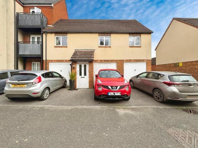 2 bedroom house for sale