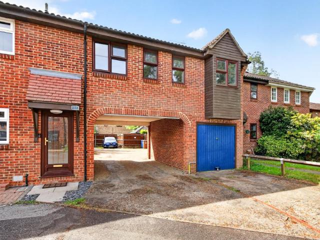 2 bedroom coach house for sale
