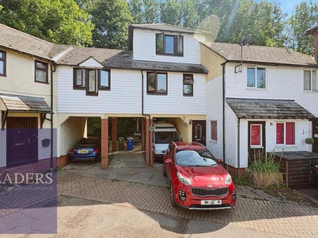 2 bedroom coach house for sale