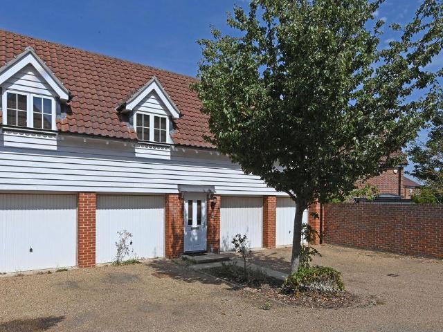 2 bedroom coach house for sale