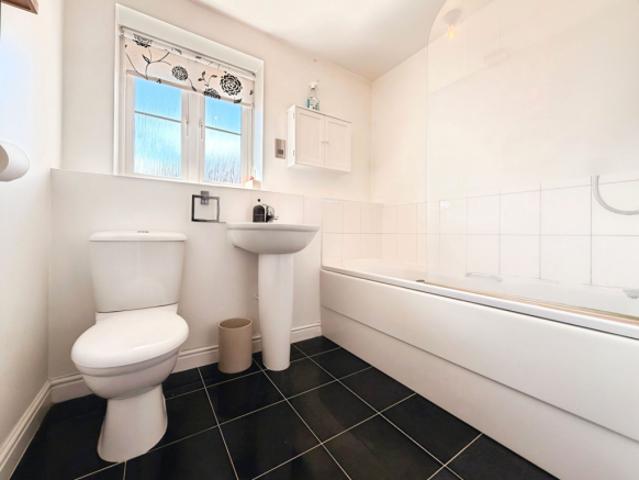2 bedroom coach house for sale in Casterbridge Road, Haydon End, SN25