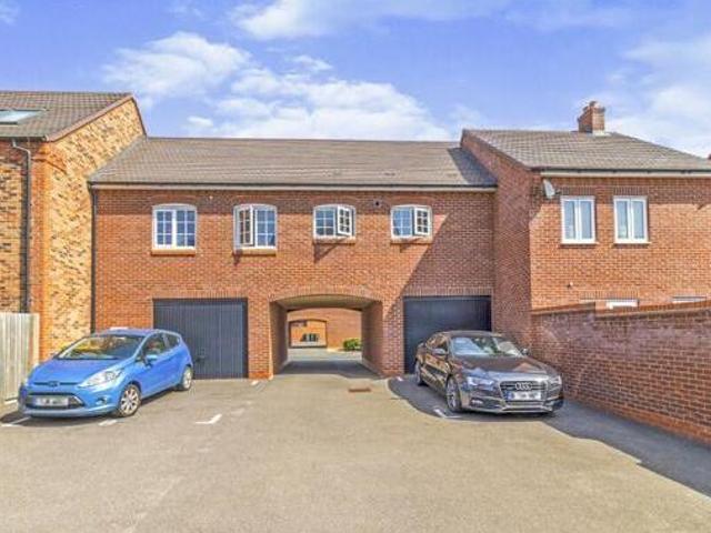 2 Bedroom Coach House For Sale In Bedford