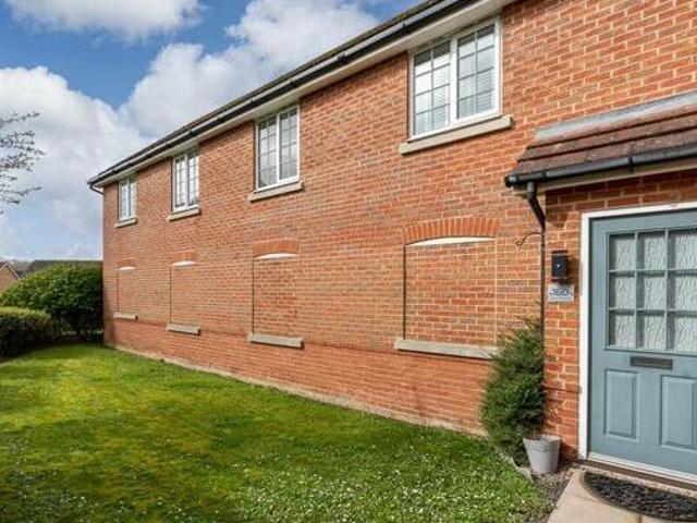 2 Bedroom Coach House For Sale In Whiteley, Hampshire