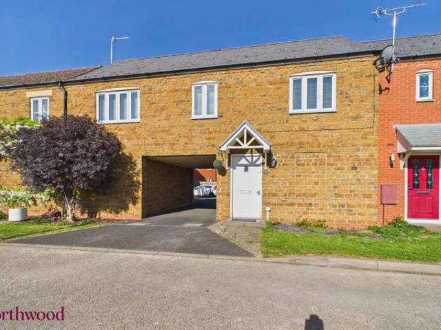 2 Bedroom Coach House Flat