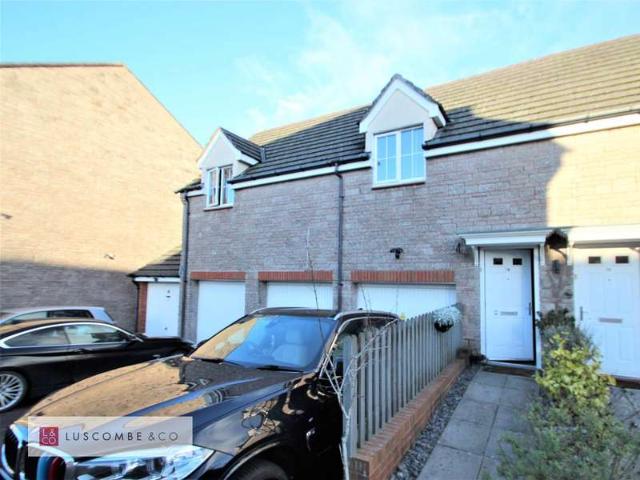 2 Bedroom Coach House Flat