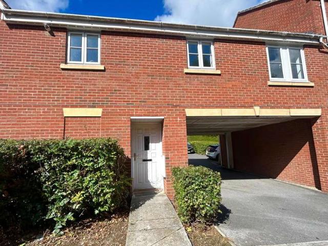 2 Bedroom Coach House Flat