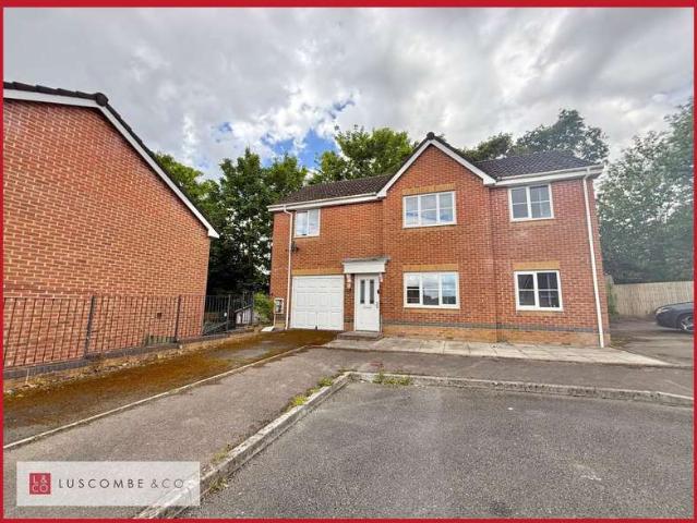 2 Bedroom Coach House Flat
