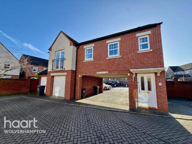 2 bedroom coach house to rent