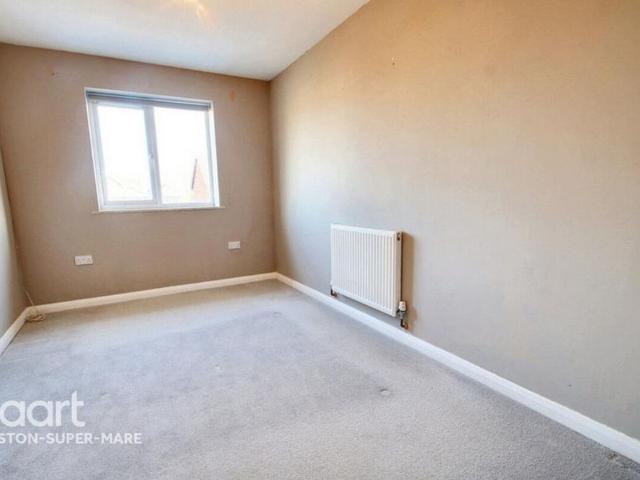 2 bedroom coach house to rent