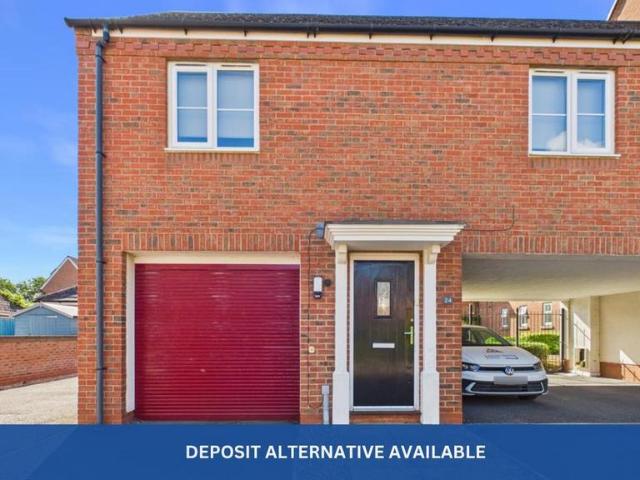 2 bedroom coach house to rent