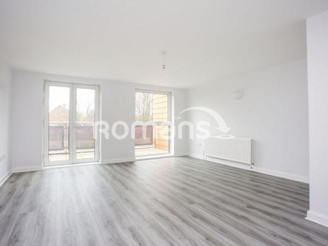 2 bedroom coach house to rent