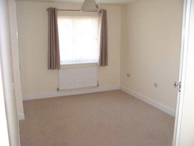 2 bedroom coach house to rent