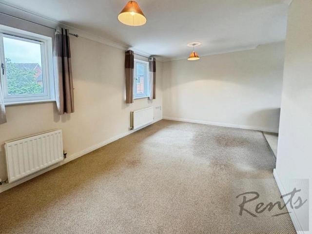 2 bedroom coach house to rent