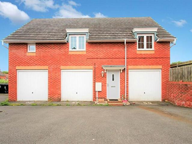 2 Bedroom Coach House To Rent In Regency Court, Rushden, NN10
