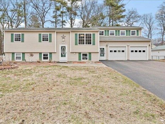 2 bedroom, Colchester VT 05446 LS101659711