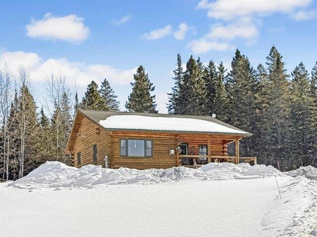 2 bedroom, Colebrook NH 03576 101783532