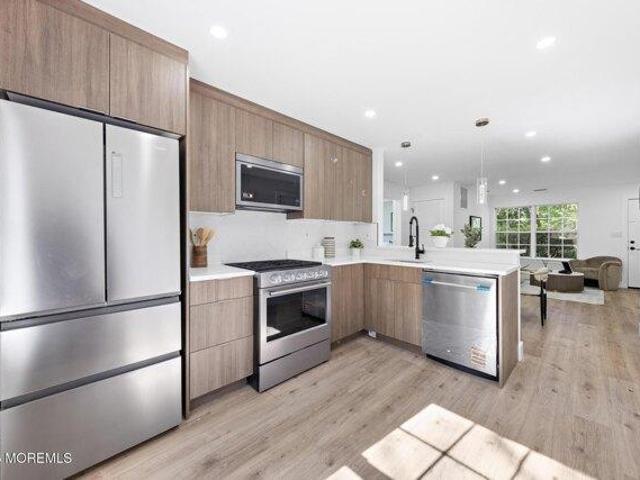 2 bedroom, Colts Neck NJ 07722 102778492