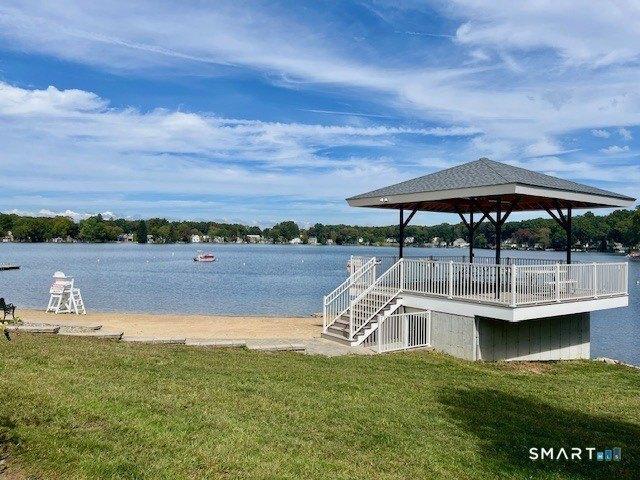 2 bedroom, Columbia CT 06237 104234838