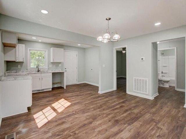 2 bedroom, Columbia SC 29203 LS91606958