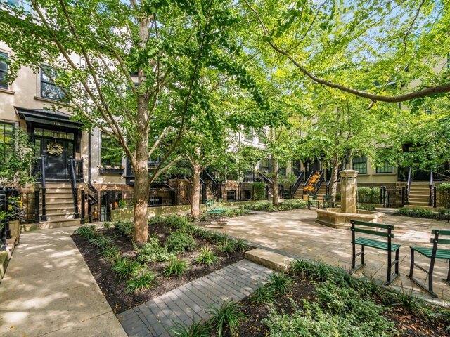 2 bedroom, Columbus OH 43215 LS95525288