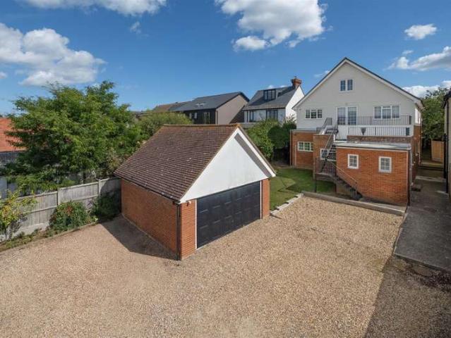 2 Bedroom Commercial Property