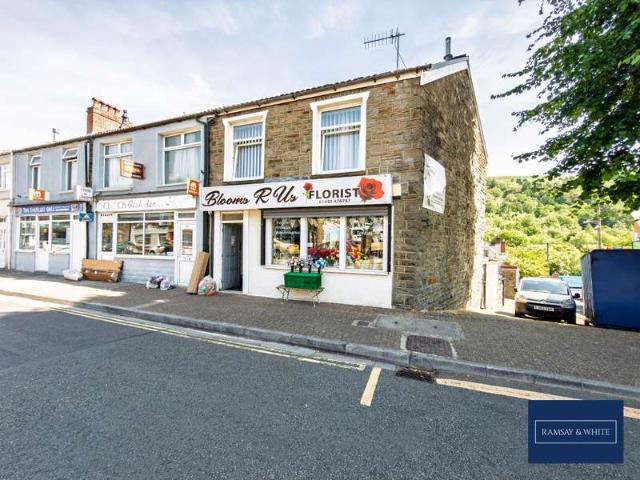 2 Bedroom Commercial Property