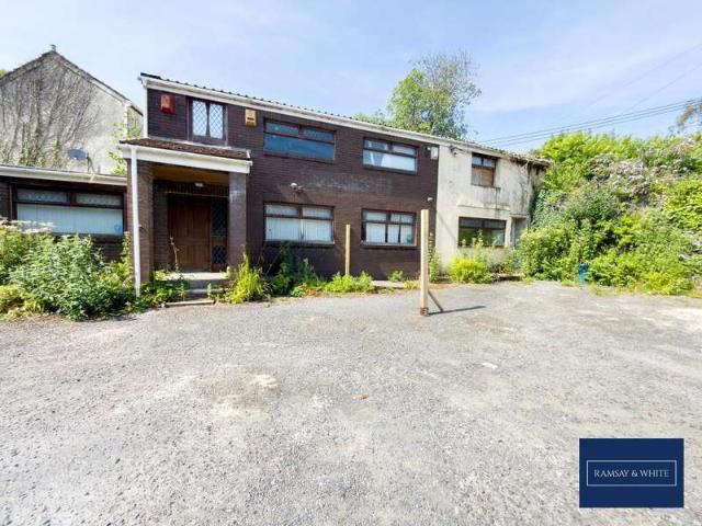 2 Bedroom Commercial Property