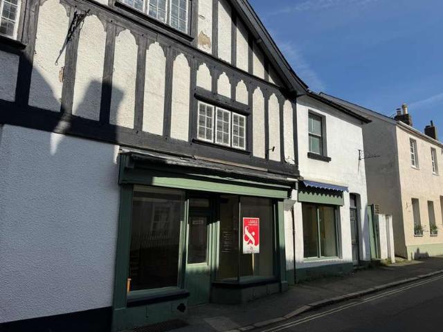 2 Bedroom Detached House