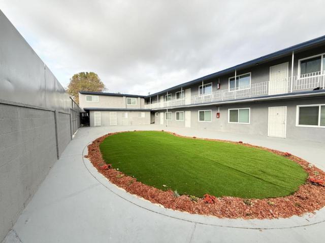 2 bedroom, Compton CA 90221 88312867
