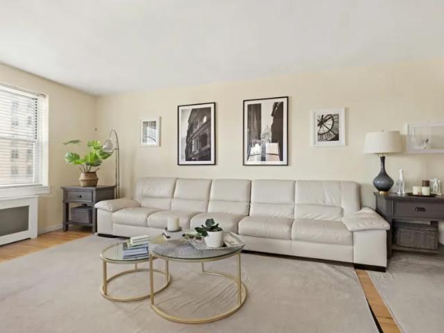 2 bedroom, Concourse Village NY LS102245660