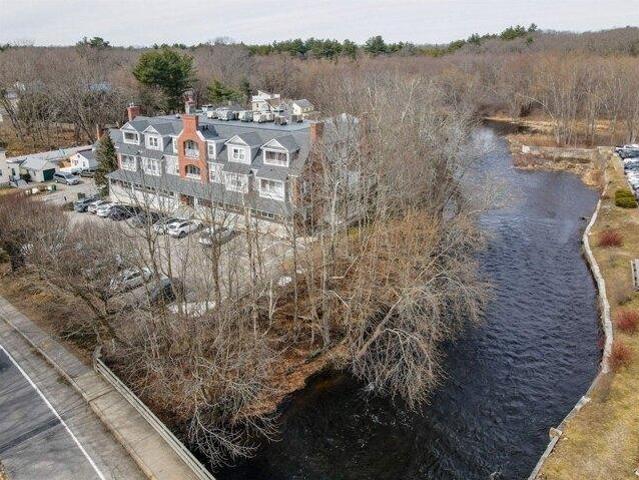 2 bedroom, Concord MA 01742 102317111