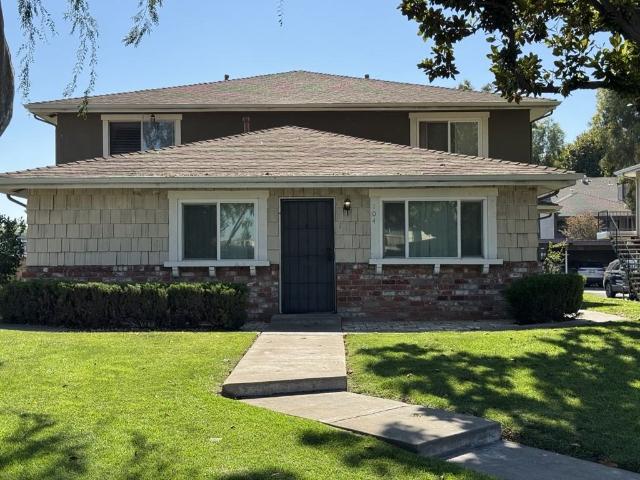 2 Bedroom Condo for Rent at 104 Sinclair Ave, Upland, CA 91786