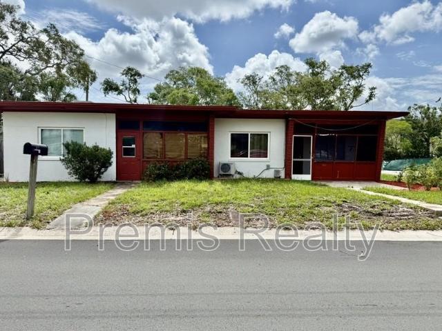 2 Bedroom Condo for Rent at 105 N Lincoln Ave, Clearwater, FL 33755