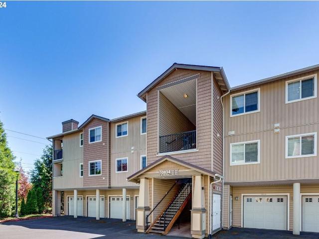 2 Bedroom Condo for Rent at 10834 Ne Holly St, Hillsboro, OR 97006 Sommerset West Elmonica South