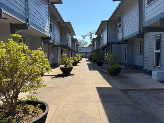2 Bedroom Condo for Rent at 10001 Ne 12th St #116, Bellevue, WA 98004 Downtown Bellevue