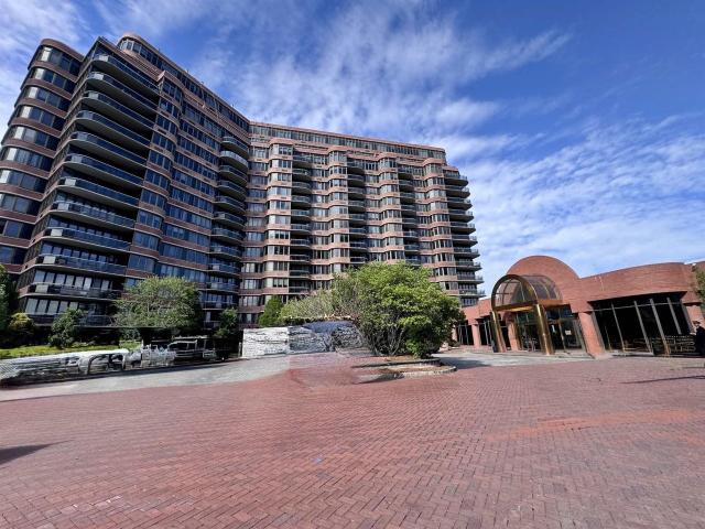 2 Bedroom Condo for Rent at 100 Carlyle Dr, Cliffside Park, NJ 07010