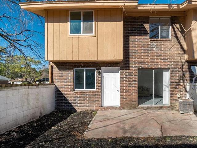 2 Bedroom Condo for Rent at 100 Lewis Dr #3D, Savannah, GA 31406 Leeds Gate Colonial Village