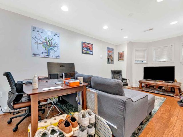2 Bedroom Condo for Rent at 1012 North Street Northwest #1A, Washington, DC 20001 Logan Circle Shaw