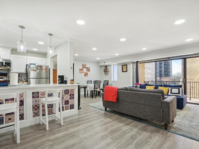 2 Bedroom Condo for Rent at 102 Monroe St #201, Rockville, MD 20850 Central Rockville