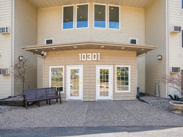 2 Bedroom Condo for Rent at 10301 Cedar Lake Rd, Minnetonka, MN 55305
