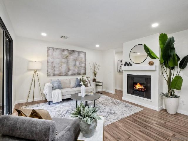 2 Bedroom Condo for Rent at 10305 Azuaga St, San Diego, CA 92129 Rancho Penasquitos