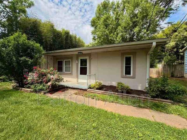 2 Bedroom Condo for Rent at 10 Miller Rd E #A, Asheville, NC 28805 Haw Creek