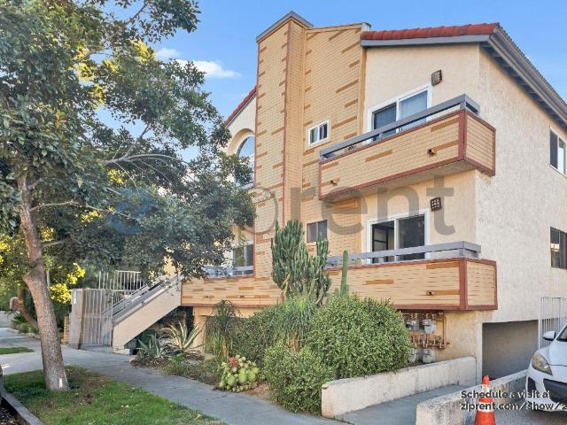 2 Bedroom Condo for Rent at 11733 Avon Way #101, Los Angeles, CA 90066 Marina del Rey
