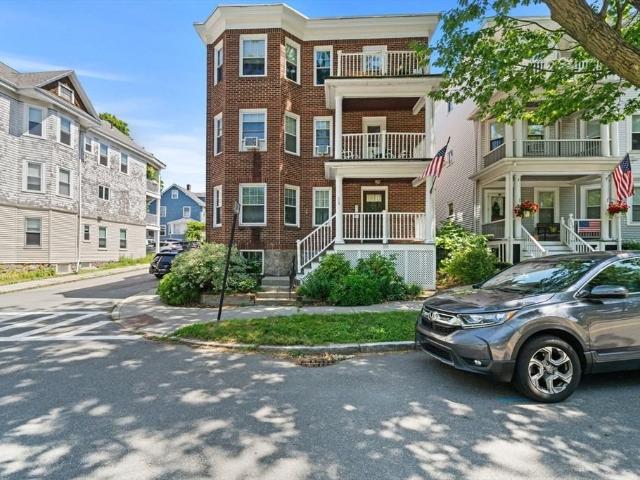 2 Bedroom Condo for Rent at 119 Eliot St, Newton, MA 02467 Chestnut Hill