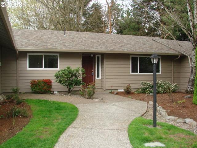 2 Bedroom Condo for Rent at 11253 Sw Springwood Dr, Tigard, OR 97223 Tigard Neighborhood Area 2