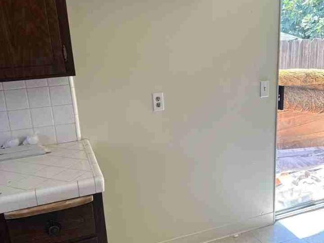 2 Bedroom Condo for Rent at 1137 W Cornell Ave #C, Fresno, CA 93705